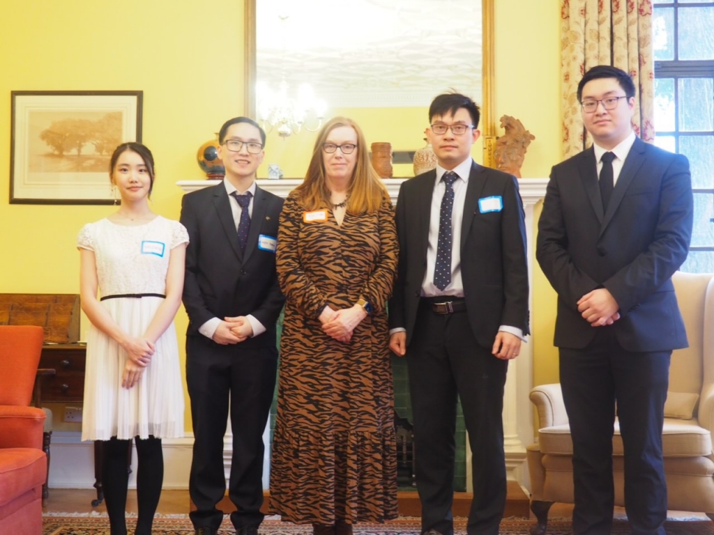 Khi tài không đợi tuổi...